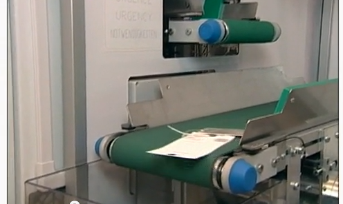 医療分野の仕事もロボットにどんどん代替されていく！自動薬剤管理システム「PillPick」 – Social Design News